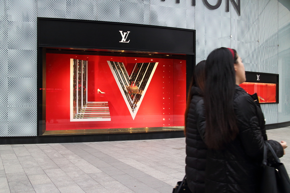 Paris LVMH based conglomerate with apparel, jewelry brands adds bistro ...